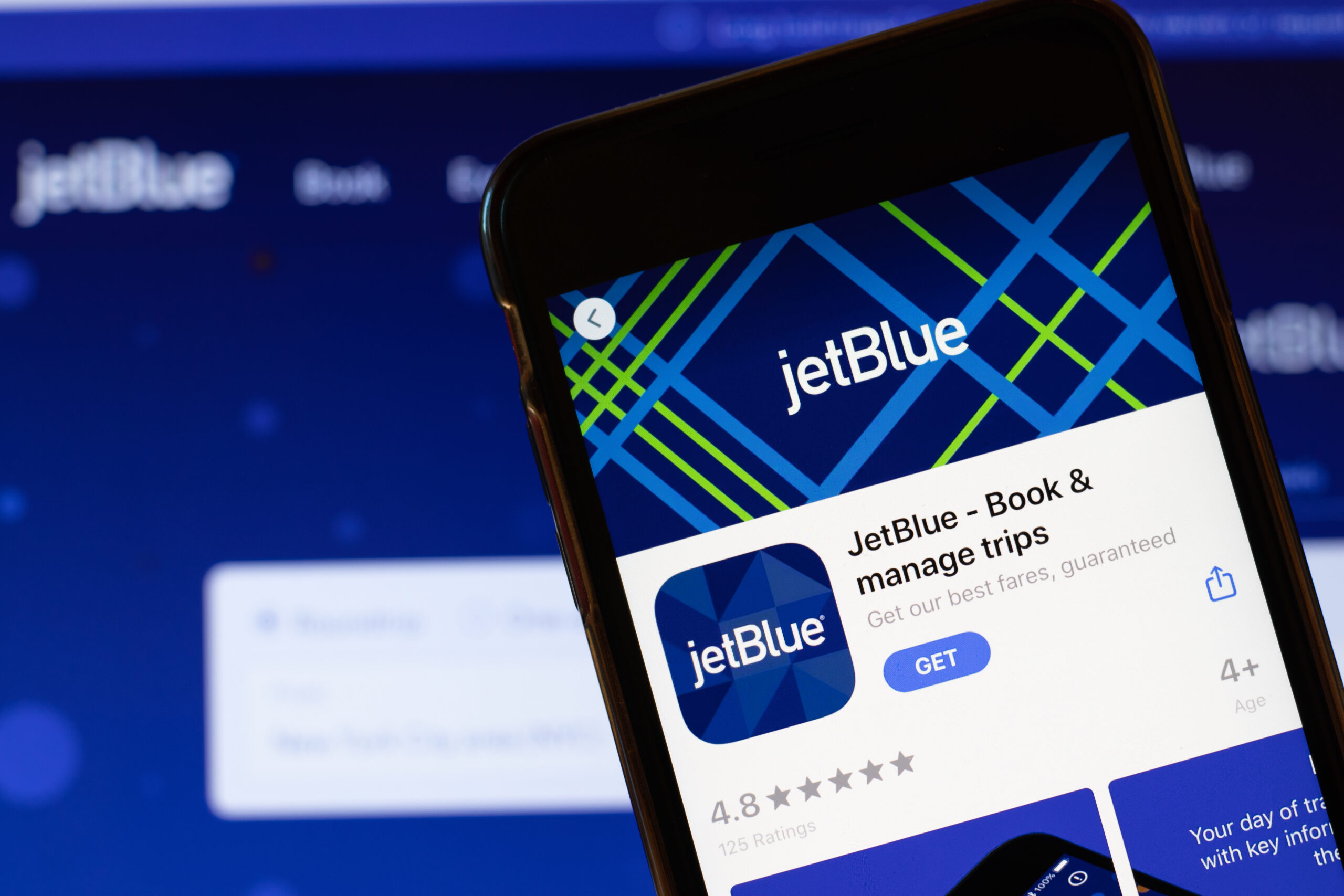 JetBlue Share Price Tanks After Disappointing Earnings